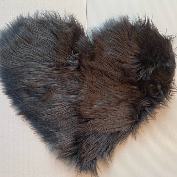 Accents | Soft Faux Fur Small Heart Rug Gray Decor Fluffy For Bedroom ...
